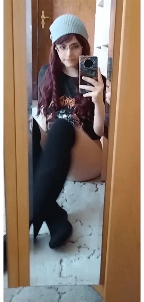 Cant Wait To Actually Dye My Hair This Colour Rgothgirlsonlyfans