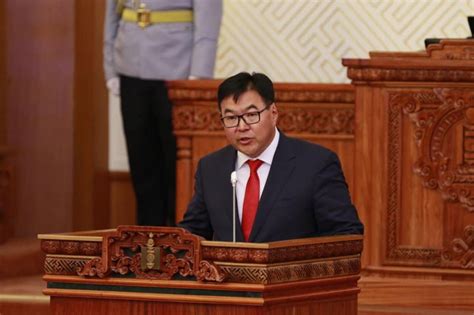 Монголын Хөлбөмбөгийн холбооны Ерөнхийлөгчөөр Ц Анандбазарыг сонгожээ