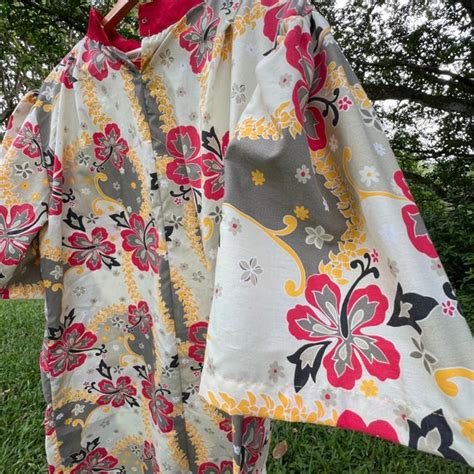 Hawaiian Muumuu Maxi Dress Puakenikeni Hibiscus Print… Gem