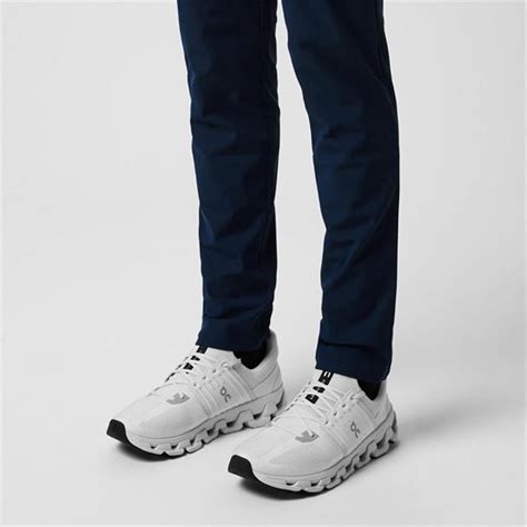 On Cloudswift 3 Ad Men Everyday Neutral Road Running Shoes Flannels