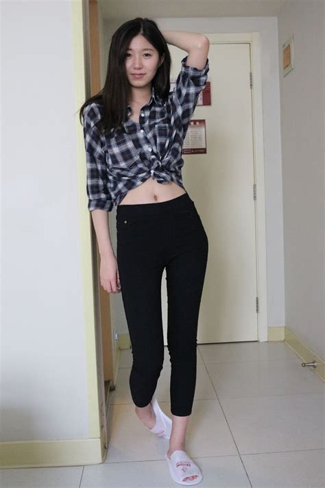 Nude Photo Set Of Chinese Model Zhang Jingwen 9225