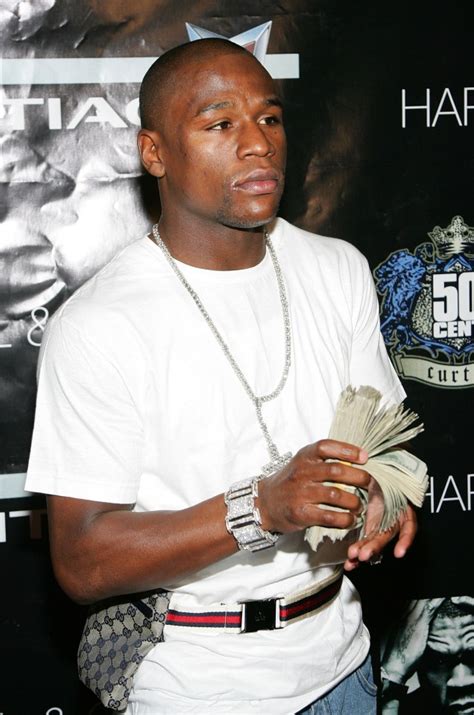 The Charitable Side Of Floyd Mayweather He Doesnt Want You To See