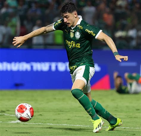 Lateral Do Palmeiras Piquerez é Desconvocado Da Seleção Uruguaia Por