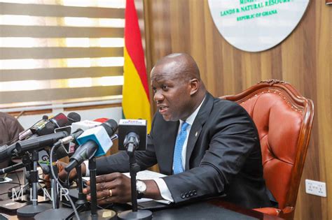 Lands Ministry Presents 95 Licenses To Gnassm Myjoyonline