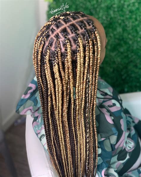 Blonde Medium Waist Length Knotless 🥰 Neatknotless