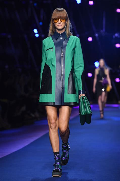 Naomi Campbell Walks Versaces Spring 2017 Show Daily Front Row