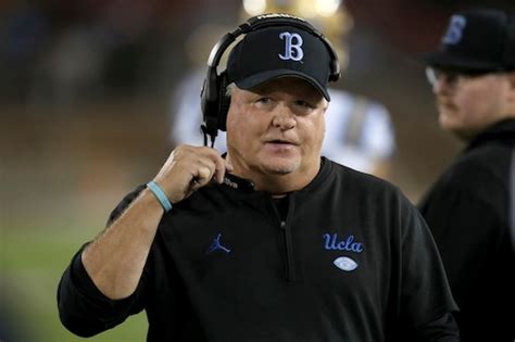 Chip Kelly Expected To Remain As Head Coach At Ucla For The 2024 Season