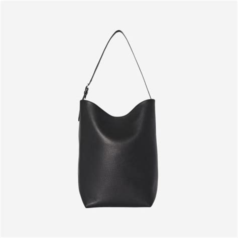 더 로우 빈들 쓰리백 레더 블랙 The Row Kream