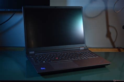 联想 Thinkpad P16 G2 笔记本电脑评测：改进后的 165 Hz 屏幕和 Nvidia Rtx 2000 Ada Notebookcheck