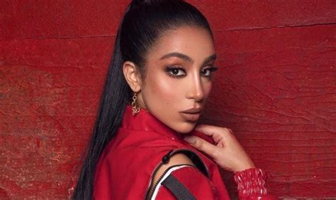 بعد حدادها على شقيقها ماريا نديم تعود من جديد إلى السوشيال ميديا هبة بريس