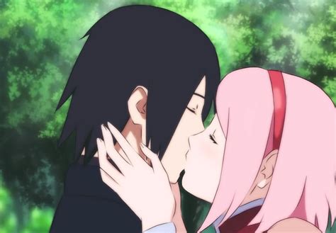 Boruto 283 Sasuke y Sakura enamoran a los fans con romántica escena
