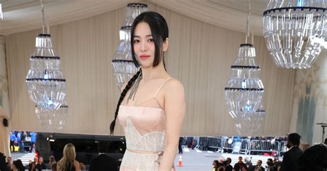 Teen Vogue Chose Song Hye Kyo As One Of The Best Dressed At The Met