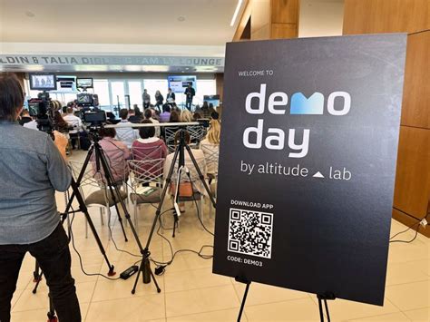 recursion on linkedin demoday lifescience startups techbio slc