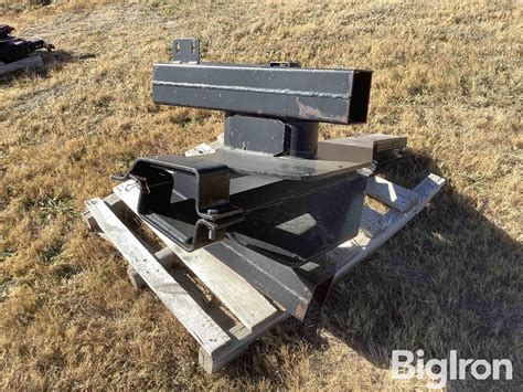 Farm Hand Xl940 Front Loader Mounting Brackets Agriculture Bigiron