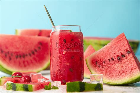 수박과 수박 주스를 자릅니다 사진 무료 다운로드 Lovepik