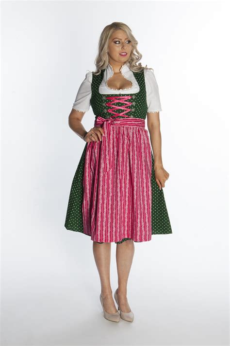 Traditional German Dirndls Oktoberfest Outfits Oktoberfest Outfit