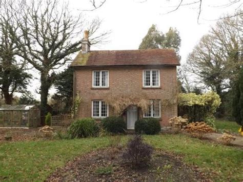 Property Valuation Paygate Cottage Cow Lane Laughton Lewes Bn8 6du