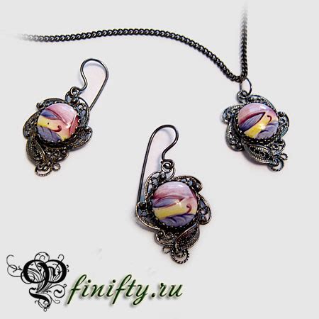 Ювелирный гарнитур. Финифть (горячая эмаль)