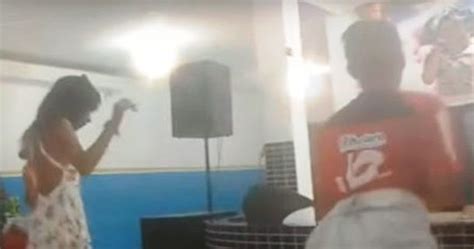 Vinny Publicidade As novinhas do funk gospel Igreja evangélica