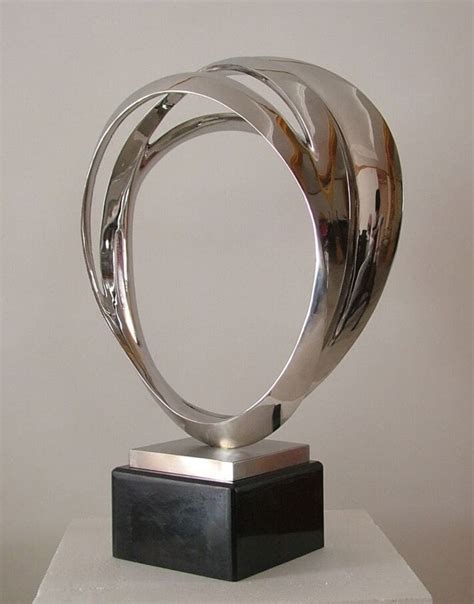 Eternal Curve No1 Small Modern Loop Steel Statue Artparks