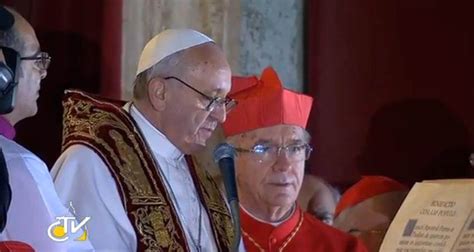 Le nouveau Pape François LE STUDIO
