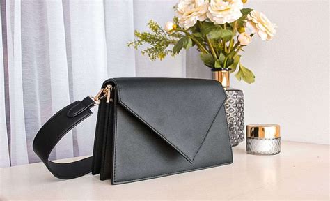 Las 10 Mejores Marcas De Carteras De Mujer Que Debes Tener Franzzu