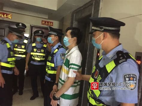 广西女子在小区电梯被持刀抢劫案告破！嫌疑人因为这事作案澎湃号·媒体澎湃新闻 The Paper