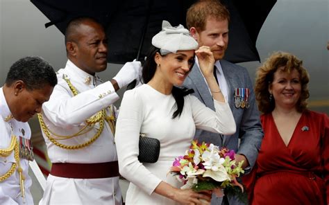 Royal Tour Duke And Duchess Of Sussex Get Warm Welcome As They Arrive