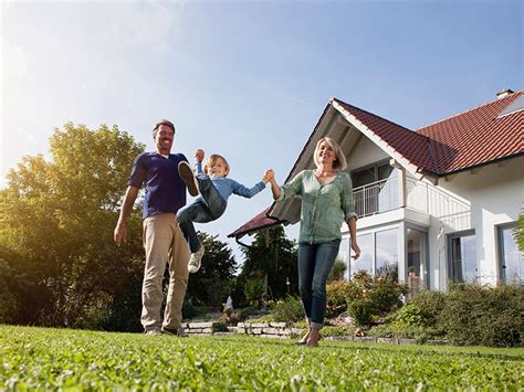 Discover How Artificial Grass Can Be Your Eco Friendly Home Landscaping