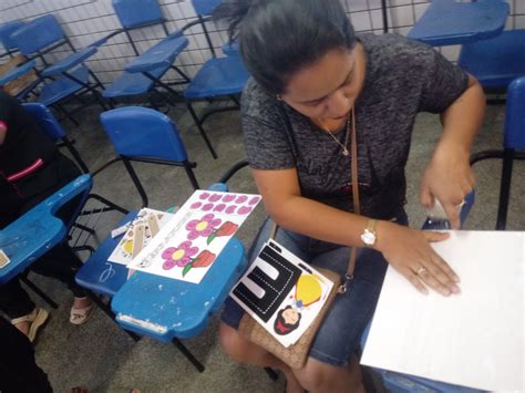 INCLUSÃO AUTISMO E EDUCAÇÃO SIMONE HELEN DRUMOND junho 2018