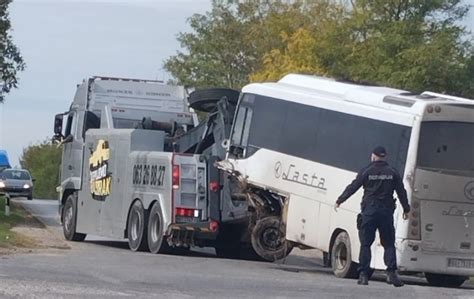Oglasili Se Iz Tehničke škole Tinejdžer Koji Je Poginuo U Saobraćajno