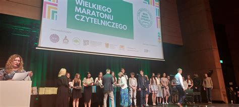 Laureatki VIII edycji Ogónopolskiego Wielkiego Maratonu Czytelniczego Zespół Szkół