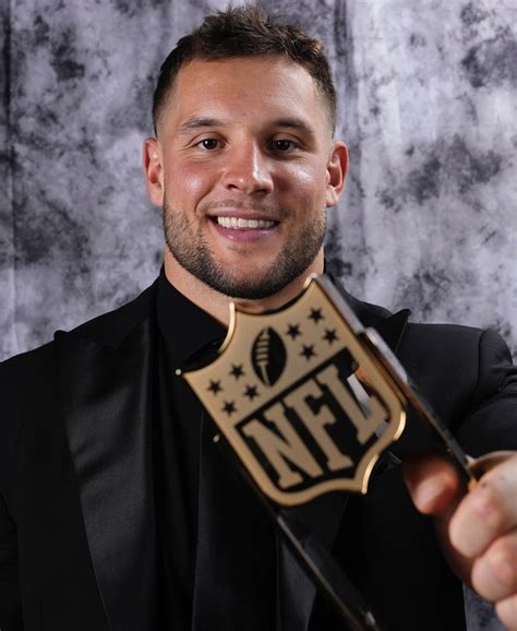 Nick Bosa At The Nfl Honors The Burgundy On My Shirt On Tumblr