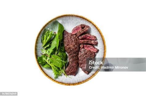 쇠고기 등심 스커트 고기 스테이크 구이 흰색 배경에 격리 0명에 대한 스톡 사진 및 기타 이미지 0명 고기 구이 Istock