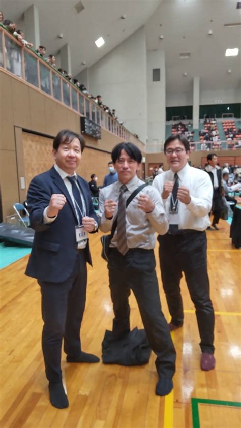 番外編聖武会館様主催甲子園杯に審判として出席させていただきました 大阪拳友会 少年少女クラス