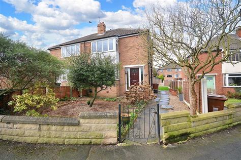 Lynwood Avenue Woodlesford Leeds 3 Bed Semi Detached House £220000