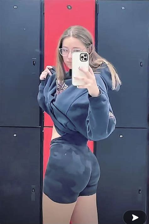 Peytoncoffeensfw Pictures Scrolller Nsfw