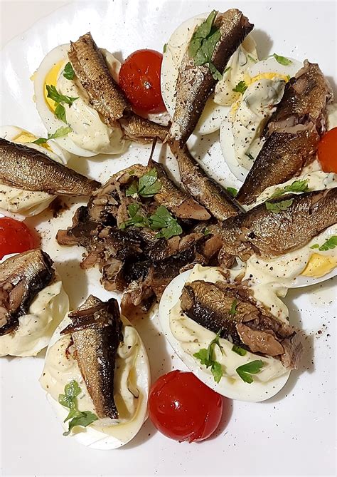 Šprotai Ir Kiaušiniai Su Majonezu Virtuvejelt