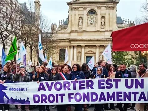Francia Se Convierte En El Primer País Del Mundo En Garantizar El