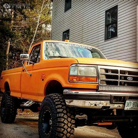 1996 Ford F 150 With 15x10 43 Fuel Revolver And 38 12 5r15 Maxxis