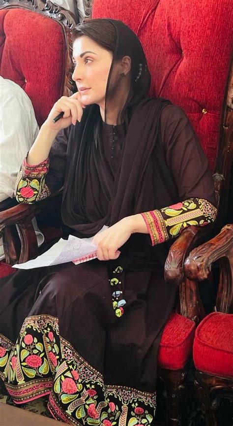 Pin By Ag Bhatti On Maryam Nawaz Fan Asian Bridal Dresses Cute Asian