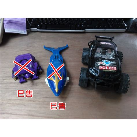 二手玩具 變形玩具 機器人 戰隊 警車 昆蟲玩具 兒童玩具 男孩玩具 蝦皮購物