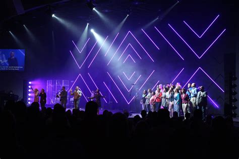 Open Geometry Church Stage Design Ideas Scenic Sets And Stage