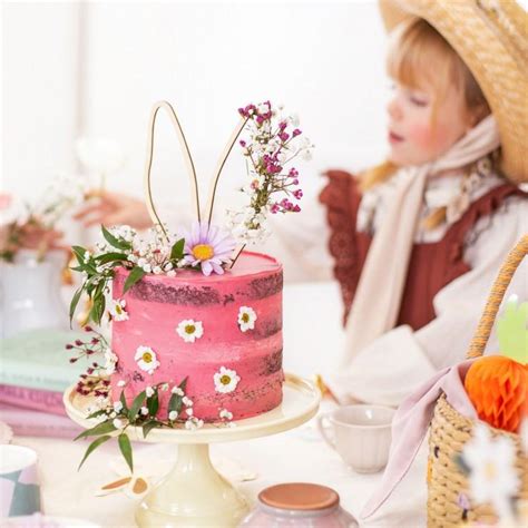 Kakepynt Treverk Kaninører Festutstyrno