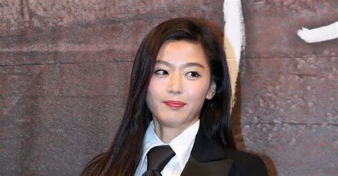 전지현 남편 하고싶어전지현♥최준혁 때아닌 이혼설 부인 종합