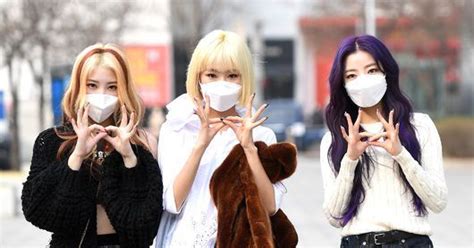 사진 퍼플키스 채인 도시 나고은 출근길 예쁜 인사