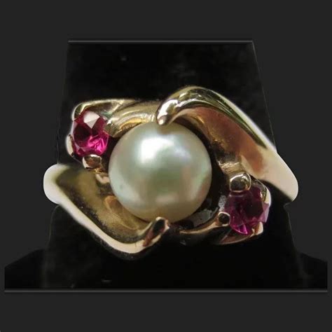 Vintage Pearl And Ruby 10k Gold Ring Etsy