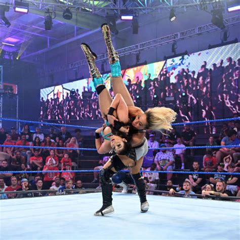 Women Of WWE Zoey Stark Nikkita Lyons Vs Kiana James