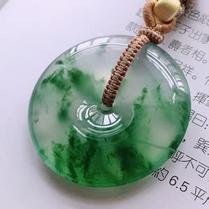 绿玉平安扣 平安扣玉 大山谷图库
