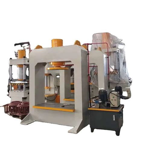 Hydraulic Solid Tyre Curing Press Machine 200 Ton Tyre Press Machine
